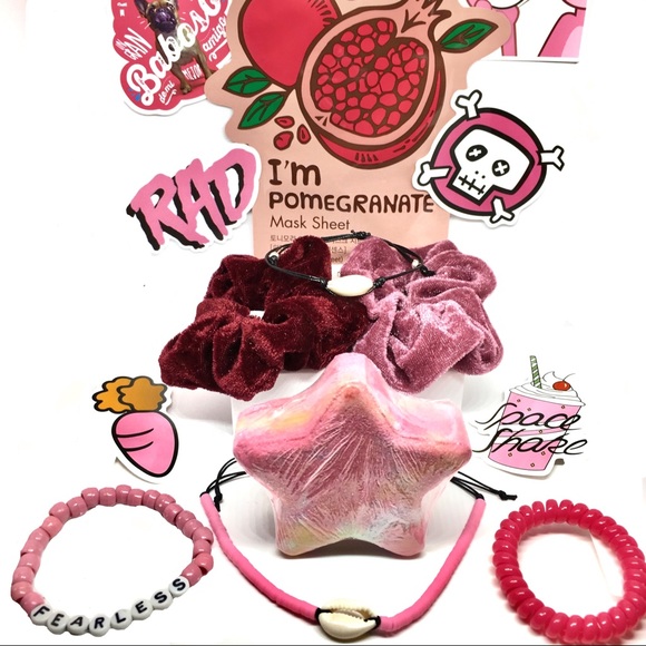 Other | Vsco Girl 14 Piece Shades Of Pink Boxed Gift Set | Poshmark